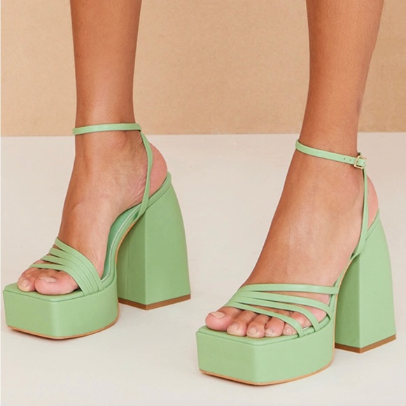 PrettyLittleThing | Shoes | Prettylittlething Green Platform Heels ...